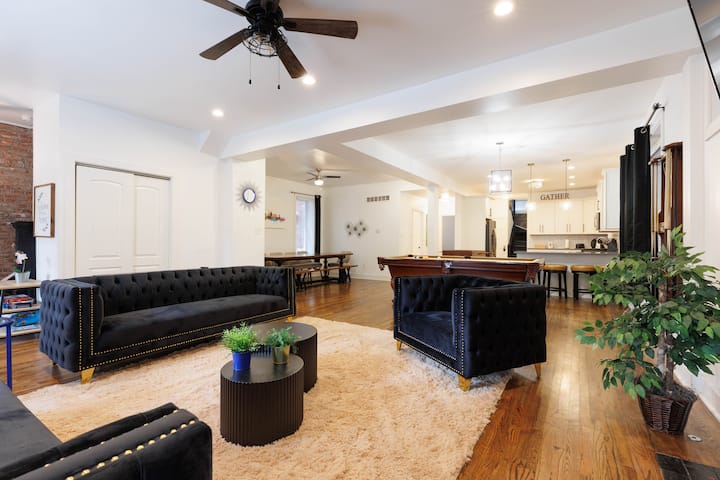 Charming & Spacious Forest Park Home - Saint-Louis, MO