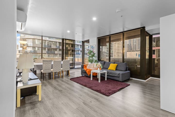 08-2b2b With Rare Private Terrace | 4 Beds | Cbd -