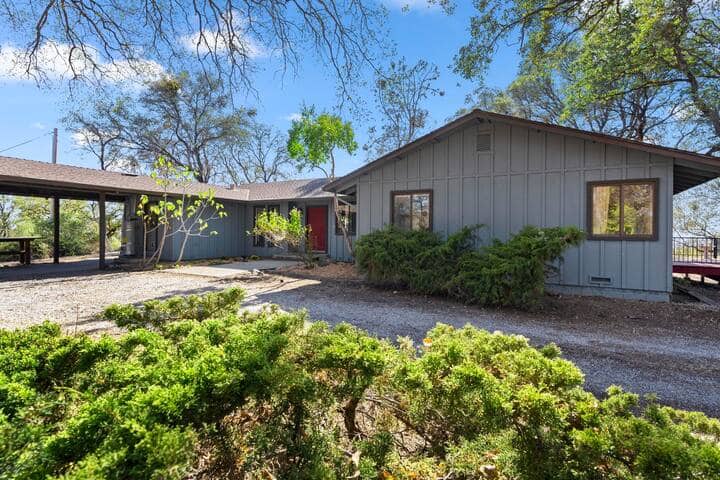 Mountain View Retreat: Your Perfect Getaway - Nevada City, CA