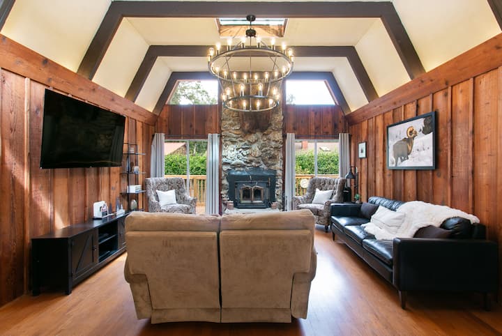 Hidden Cabin Retreat W/ Private Deck & Firepit - Gainesville, FL