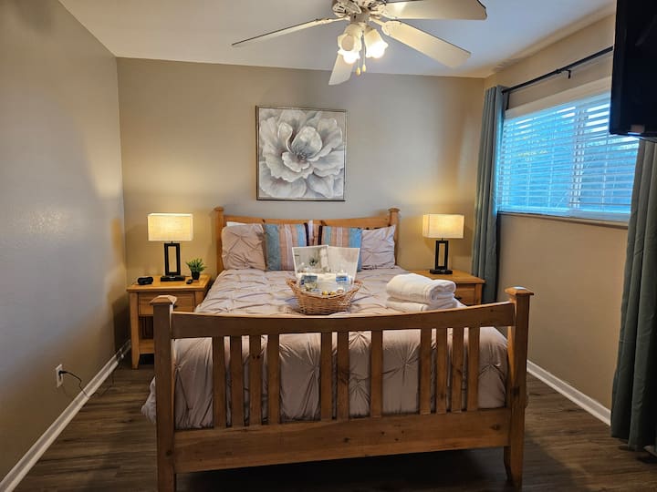 The Haven: Retreat One - Riverside, CA