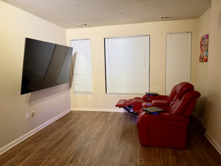Cozy Private Room - Revere, MA