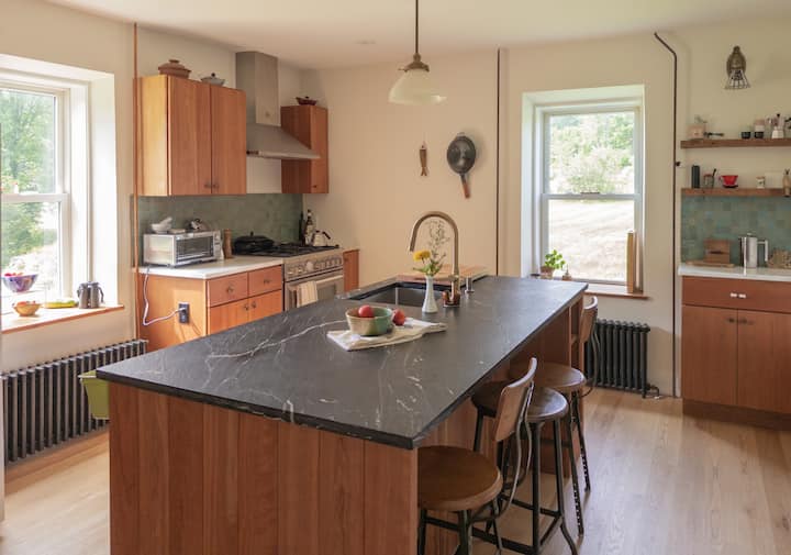 Architect's Home In Berkshires - West Stockbridge, MA