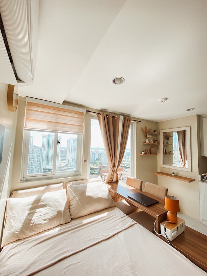 Cityscape Grand Tower-5mins To Ayala! 300mbps Wifi - Cebu City