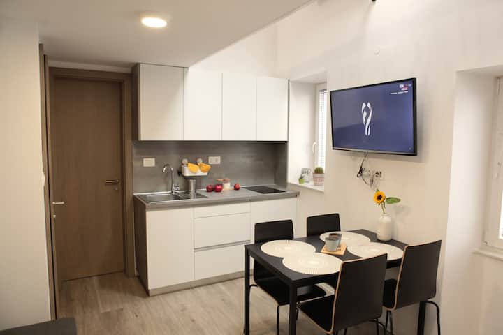 Deep Blue Casa | Duplex Apt In Historic Koper - Koper