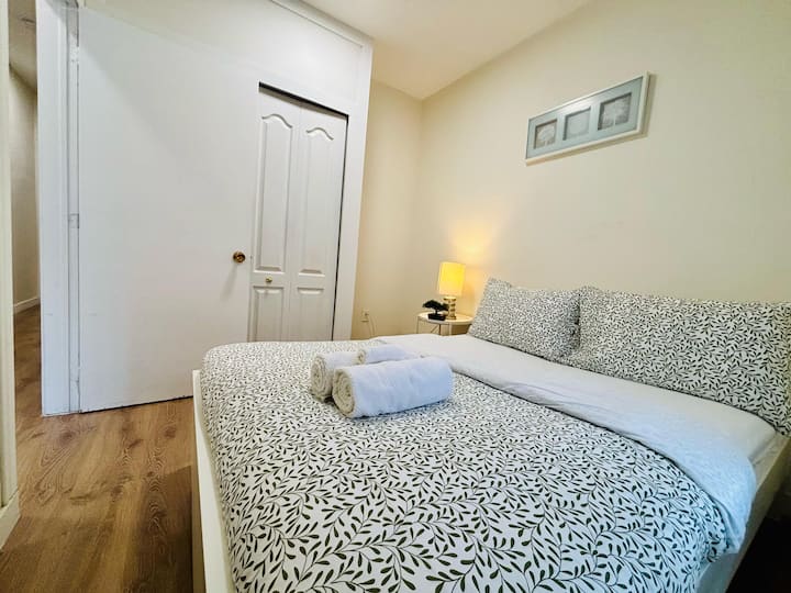 Luxe Living Stay - Montreal