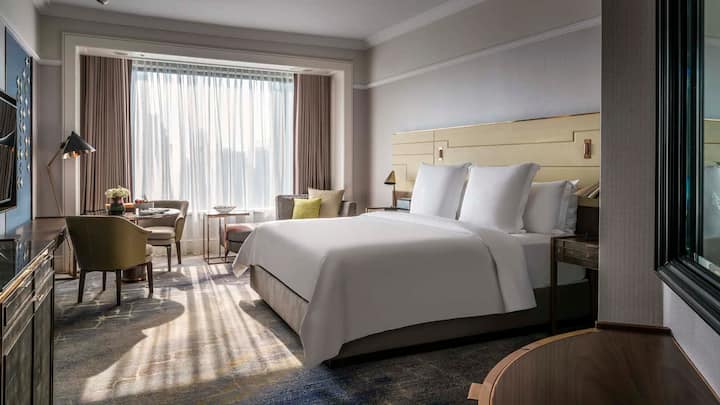 Four Seasons Orchard 2br Club Suite + Breakfast - Newton