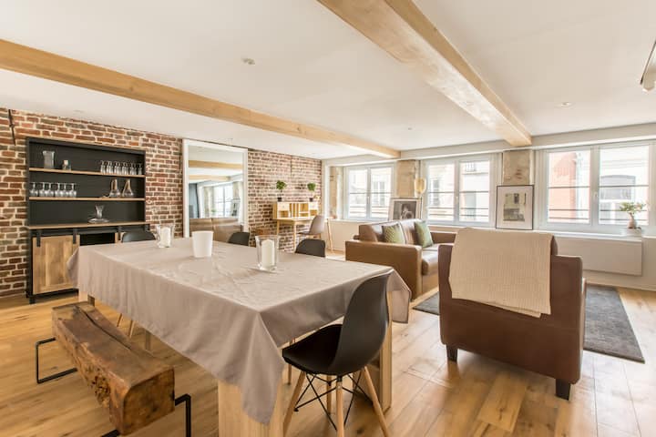 Duplex D'exception Avec Patio Privé - Hyper Centre - Lila