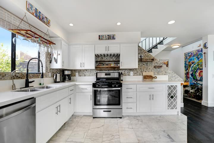 Point Dume Casitas - Malibu, CA