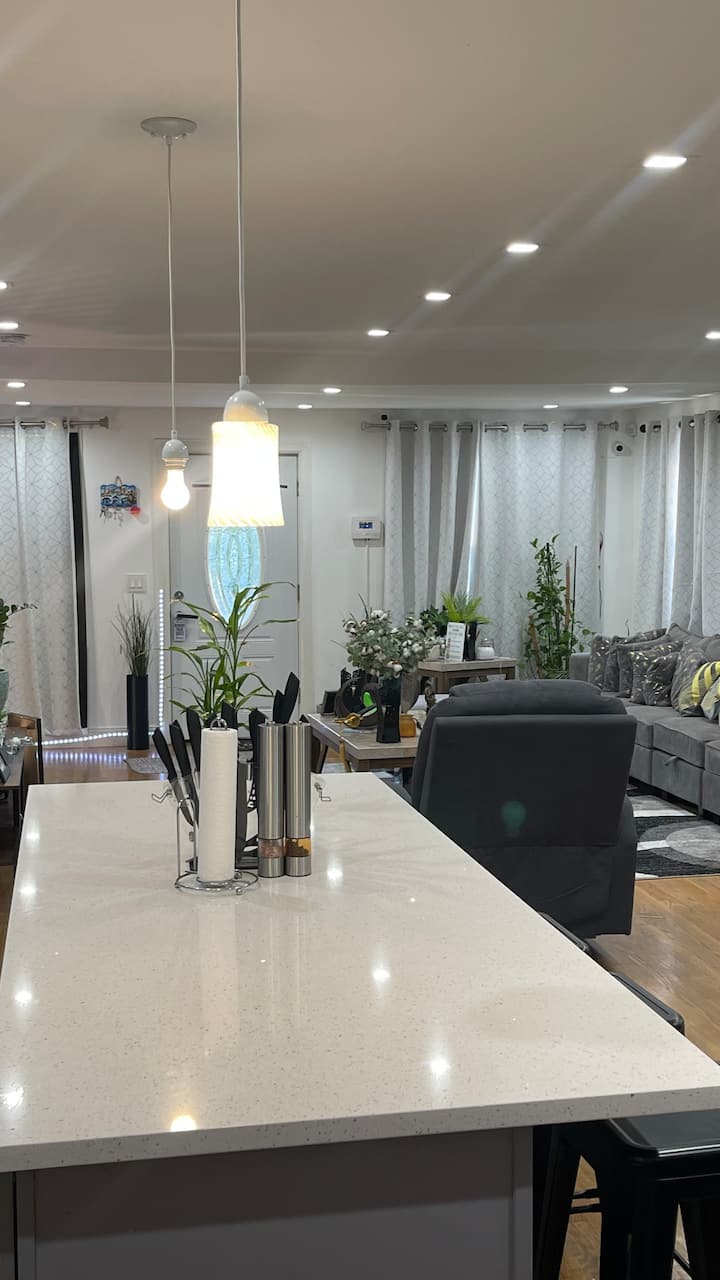 Danberry Home Away From Home - Queens, NY