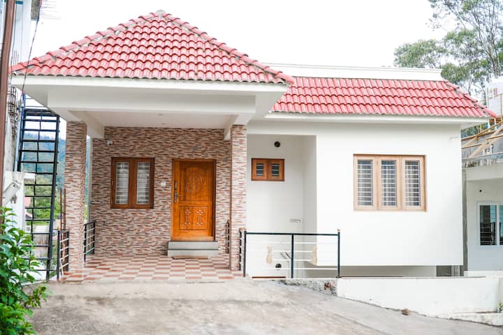 3 Bhk House With Beautiful View, 3 Km To Ooty City - Coonoor