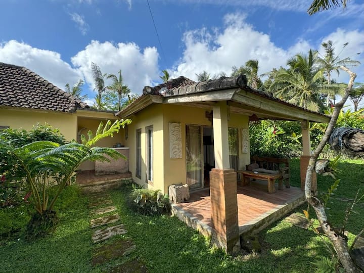 Escape To Hidden Gem - Bali