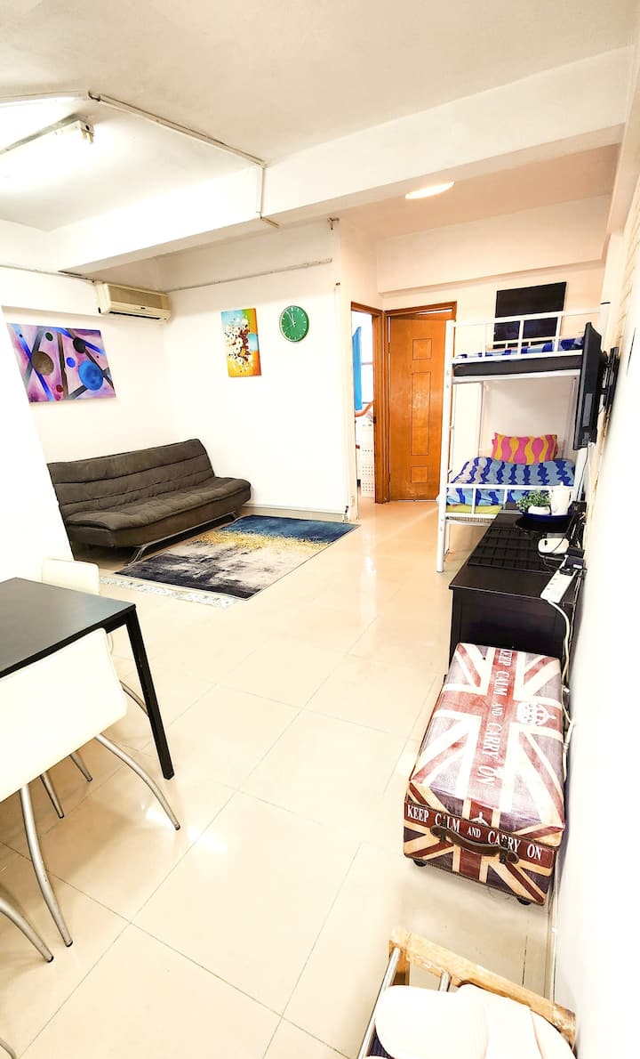 Simple 2 Bedrooms Apt In Kowloon Mins Walk To Mtr - Tsim Sha Tsui