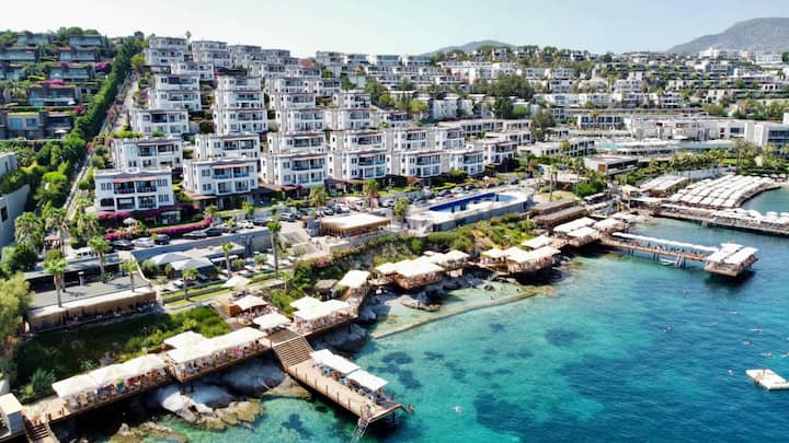 Denizi Sıfır 2+1 Site Içi Daire - Gümbet