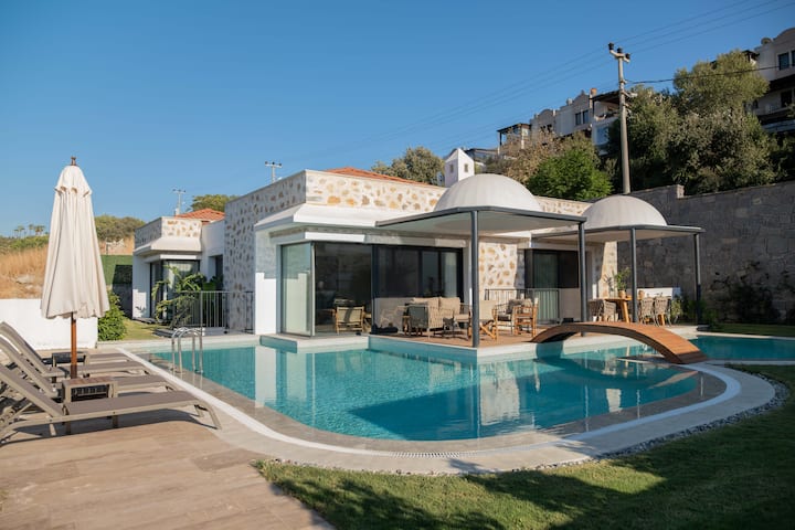 Comfy, Spacious, Stylish  Villa With Private Pool - Bodrum