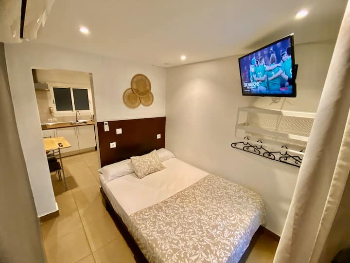 1 Apartamento Nuevo Con Terraza Frente Al Metro - L'Hospitalet de Llobregat