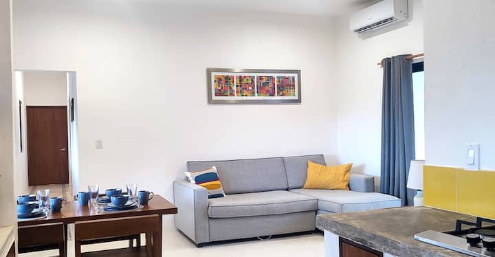 2 Br Home, 1 Block To Best Beach, Sea View - Holbox