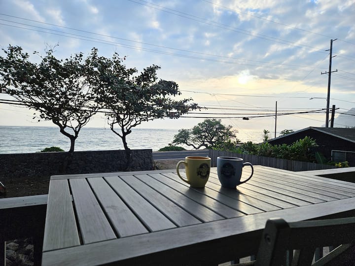 Oceanfront Hauula Home - North Unit B - 30+ Days - Laie, HI