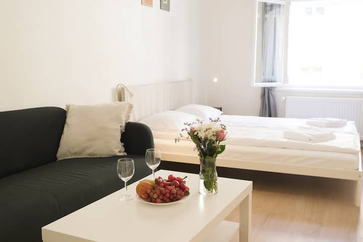 Cozy Atmos Apartments - Praga