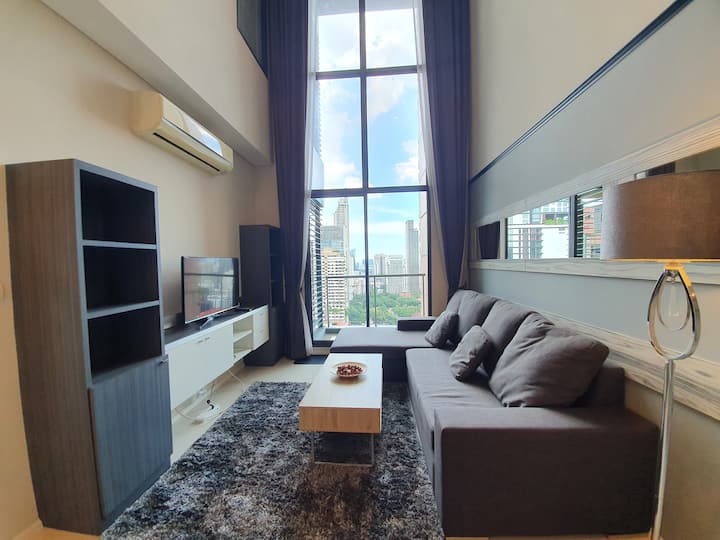 Duplex City View | Mrt Petchburi | Fast Wifi - Bangkok