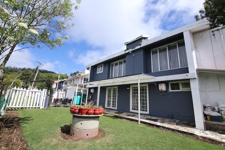 Valley View 3bhk Villa Near Doddabetta Ooty - Ooty