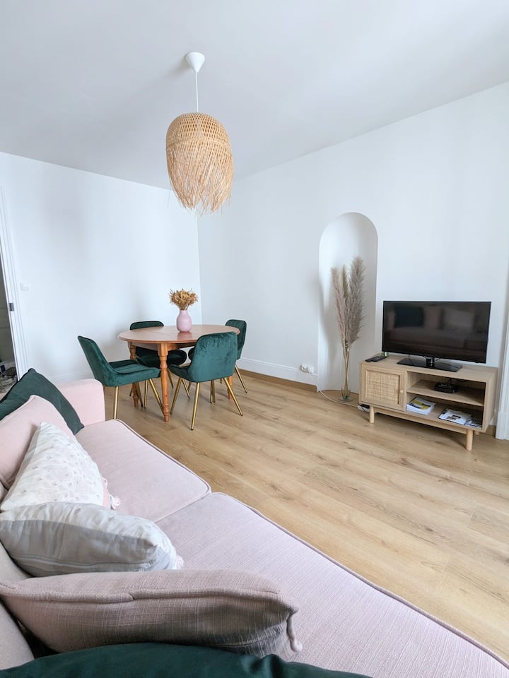 Le Charmant Burgundy, 2 Chambres, Parking Privé - Dijon