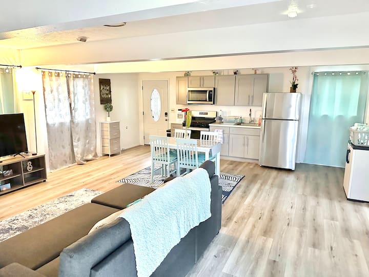 Private 1st Floor Retreat Minutes To Volcanoes Np! - Volcano, HI