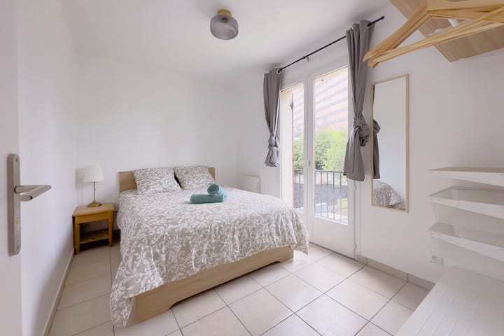 Charming Sunshine Room - Montreuil-sur-Mer