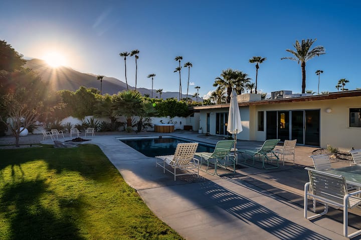 New Listing-the Leo House Mid-century Home - Palm Springs, CA