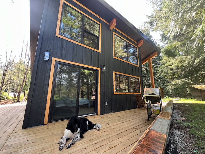 The Rose Cabin - Sooke