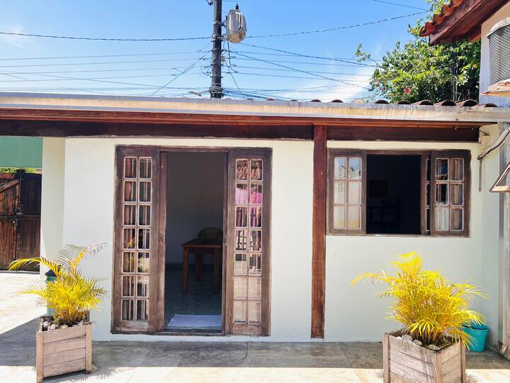 Casa Privativa
Com Piscina Compartilhada - Caraguatatuba