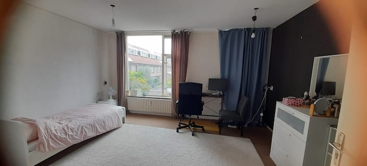 A Big Room Is Available From 15th Sep-30th Nov - Delft