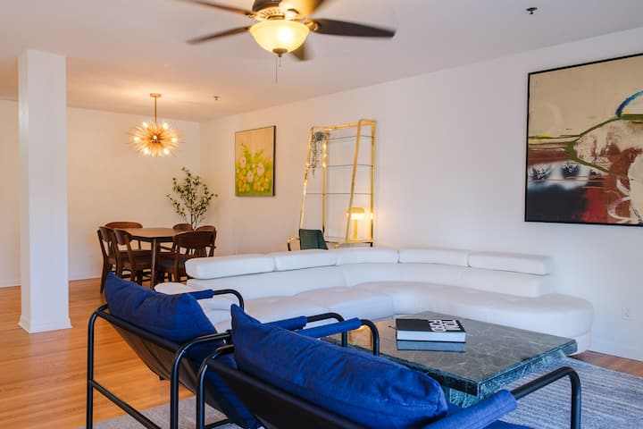Thornton Park Luxury Loft | Free Prkg | Balcony - Winter Park, FL