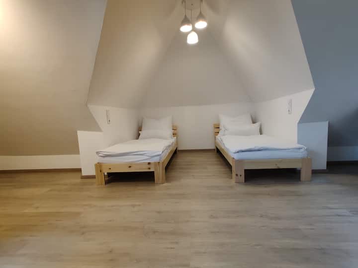 Großes Zweibettzimmer - Ried im Innkreis