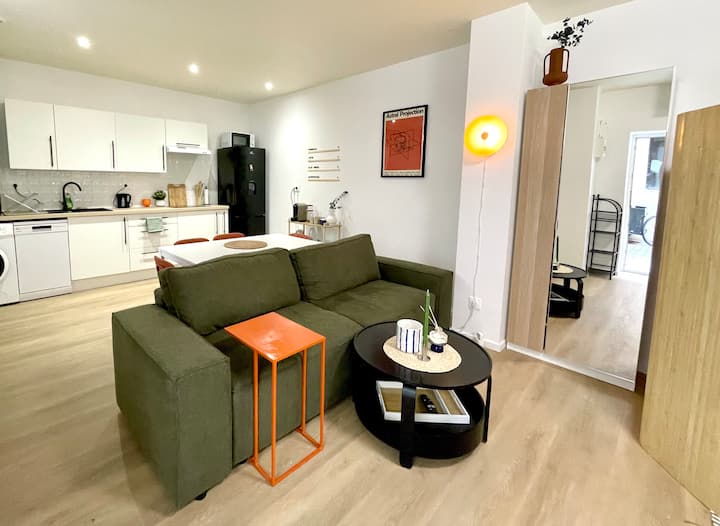 Grand Studio Charmant Et Coloré Côté Gare - Strasbourg