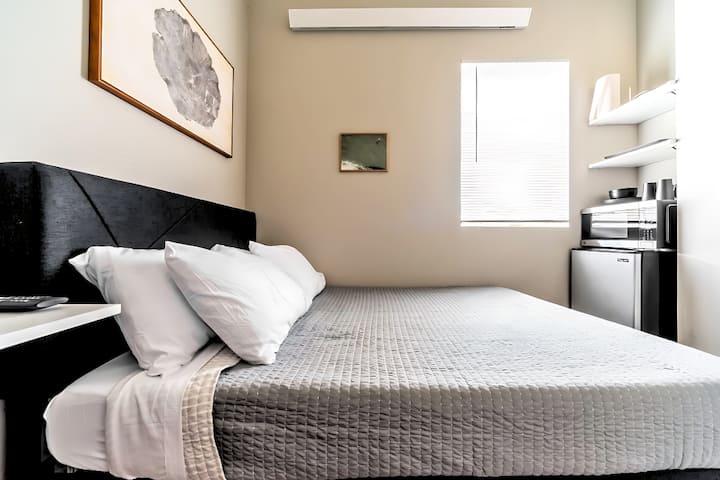 Cozy Micro Suites: Sleeps 2 | Minutes To Downtown - Tacoma, WA