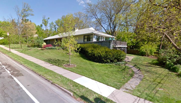 Garner And Irvin Walkout - Penn State University, State College