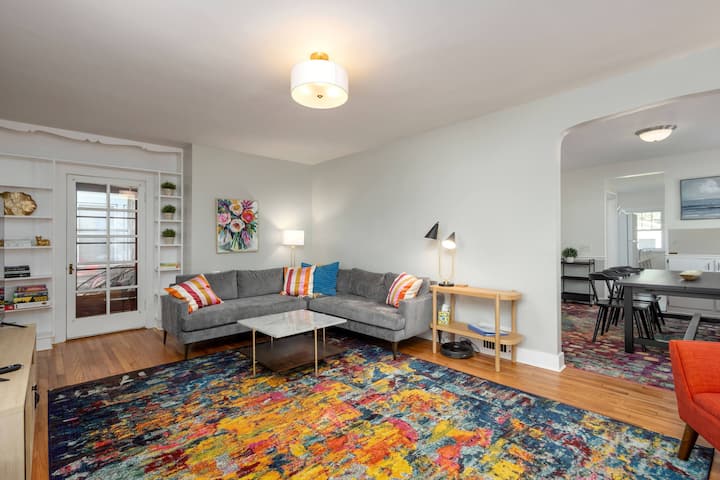 Updated East Davenport Bungalow - Davenport, IA