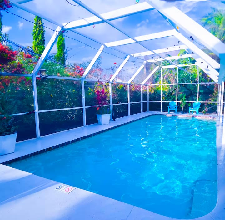 Walk To Siesta Key Beach. - Sarasota, FL