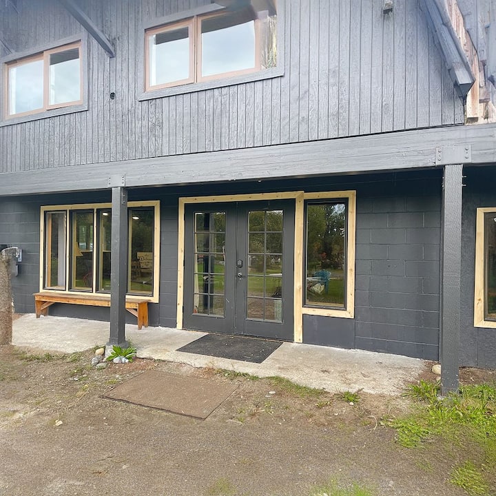 Robins Nest: Lake View! - Wasilla, AK