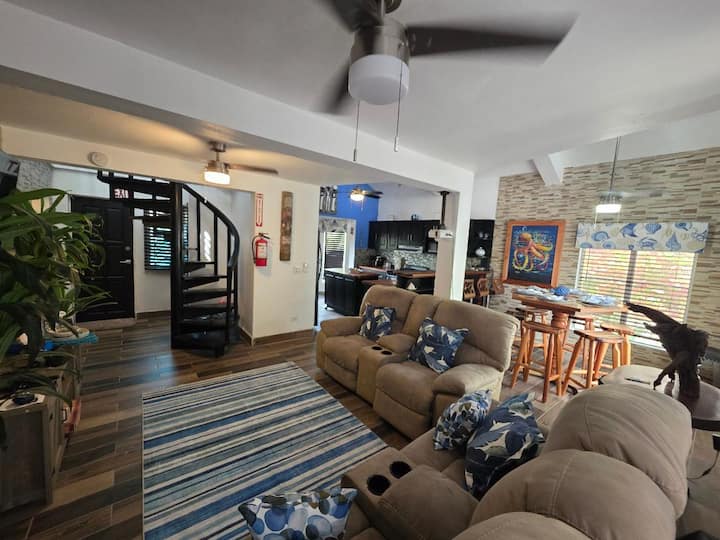 Tracy's Island Retreat 3bdrm, Offseason Discount - Belize
