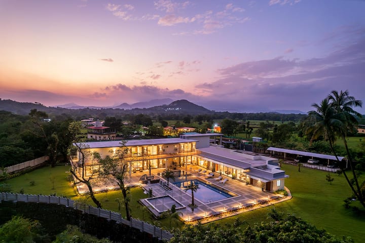 Stayvista At Middle Earth By Vieda - 8 Bhk W/ Pool - Karjat