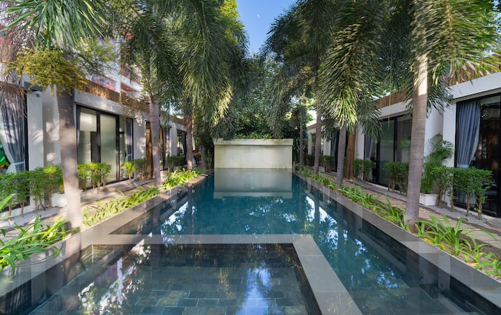 Designer Villa In The City, Unique & Quiet Stay - Cambodia