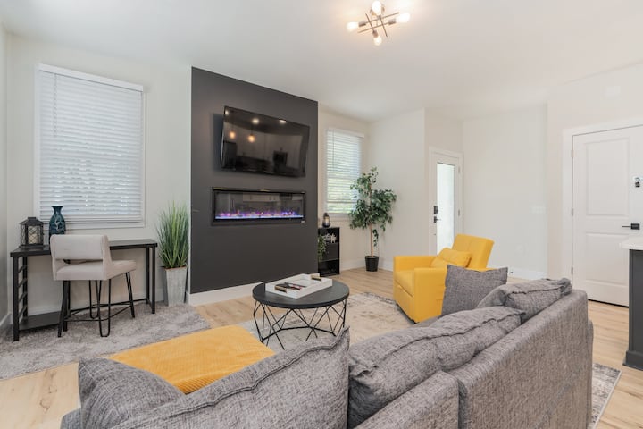 Whole Duplex Right Downtown! - Wilmington, NC