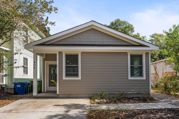 Whole Duplex Right Downtown! - Wilmington, NC
