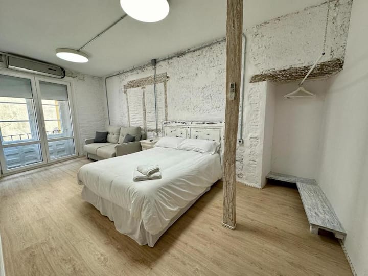 Suites Carnicerías By Gaiarooms - Suite Triple - León