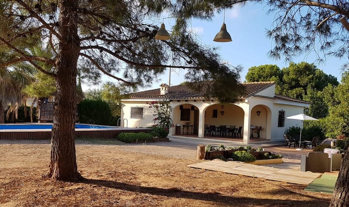 Chalet Con Piscina - Llíria