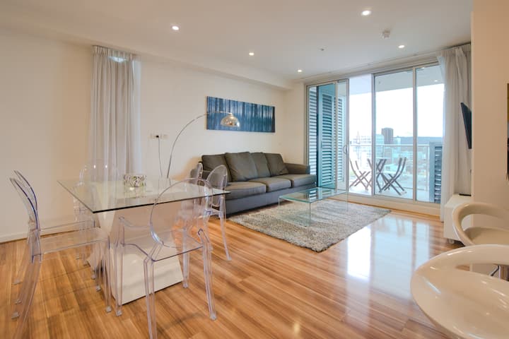 Amyra Residences On Rowlands Place - Unit 706 - Adelaide