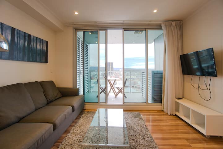Amyra Residences On Rowlands Place - Unit 1106 - 