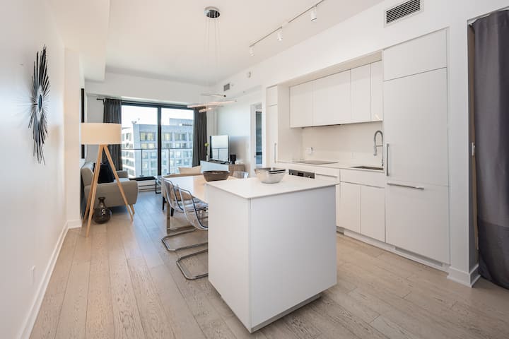 2 Bedroom - Tour Des Canadiens - Montreal